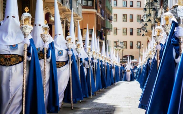 Semana Santa Seville – Holy Week Sevilla - Visit-Seville.com